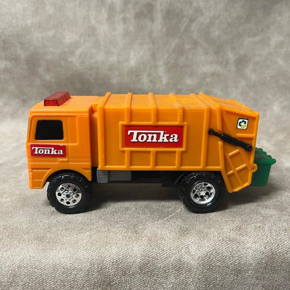 Tonka | Toys | Tonka Usa Lights Sound Rear Load Garbage ...